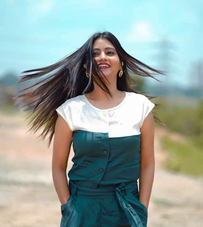 बॉलीवुड में एंट्री करेंगी झारखंड की बेटी : हिंदी फिल्म "राज पंडित" में ...